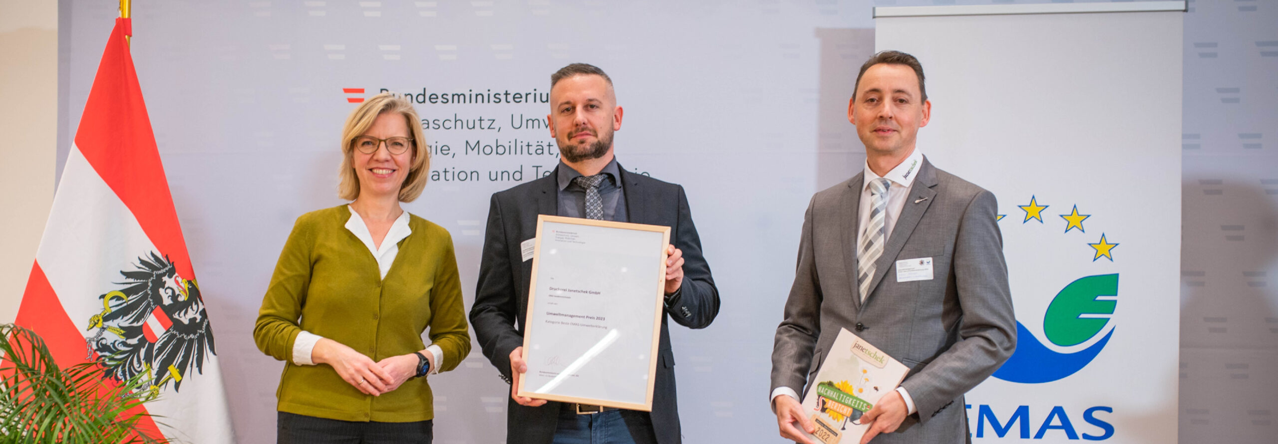 Janetschek: Ehrung mit EMAS-Award - bindereport